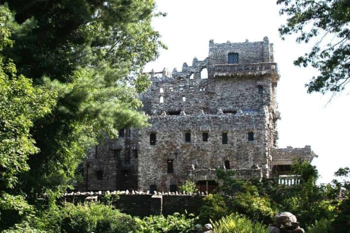 The BEST Trails For Hiking Near Hartford CT - Daily Life Travels