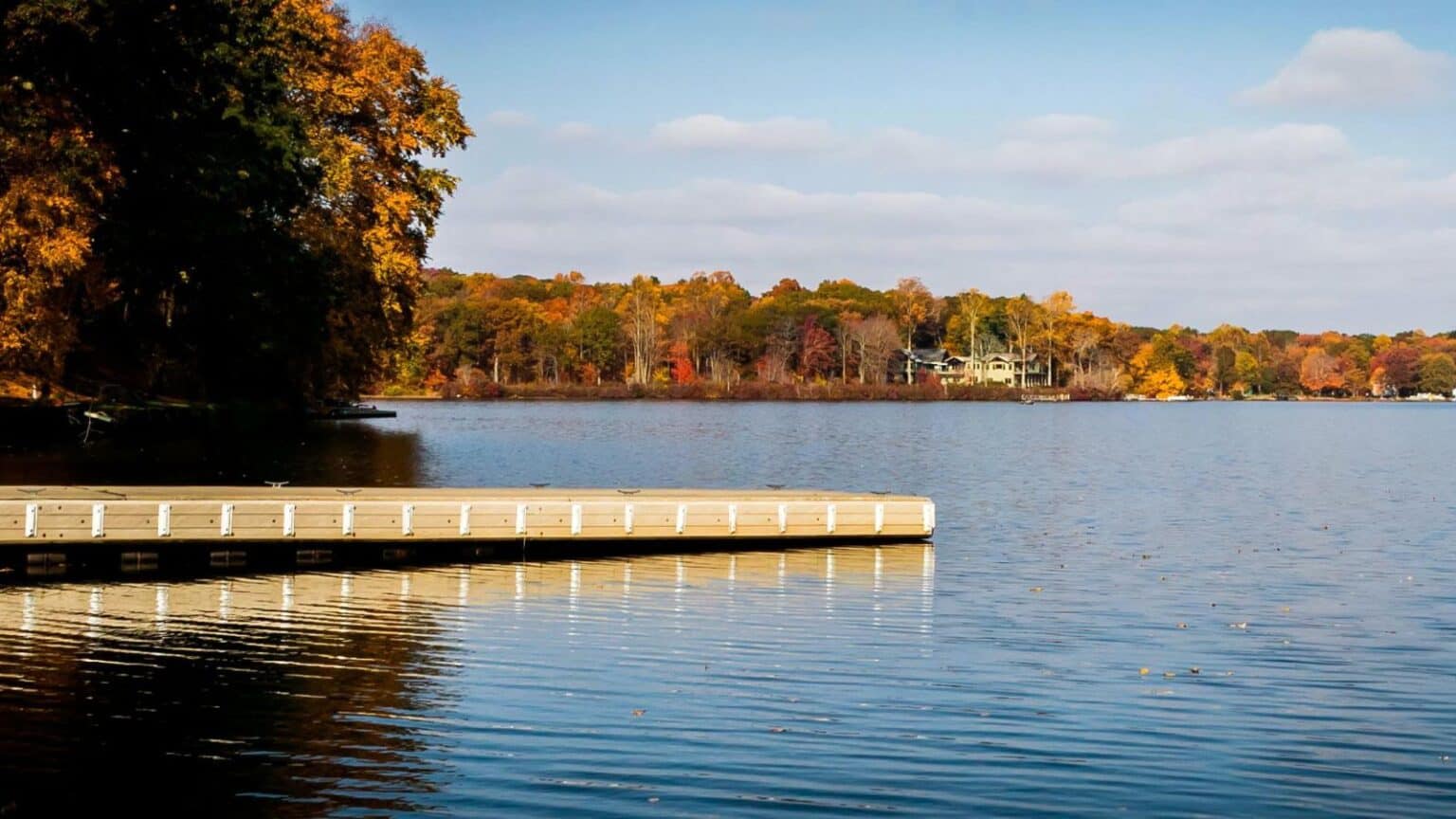 Lakes To Check Out In Connecticut - Daily Life Travels