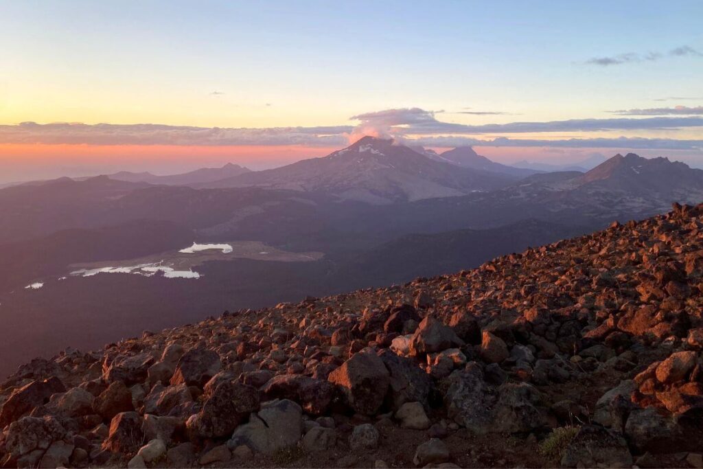 Mount Bachelor Hike Oregon - Daily Life Travels