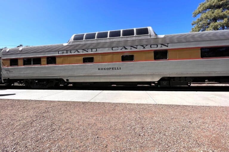 Grand Canyon Train Ride Tour - Daily Life Travels