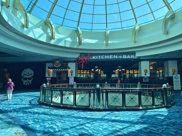 Experience Foxwoods Resort Casino - Daily Life Travels