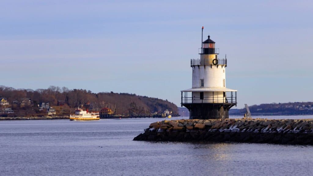 11 New England Lighthouses You’ve Probably Never Seen - Daily Life Travels
