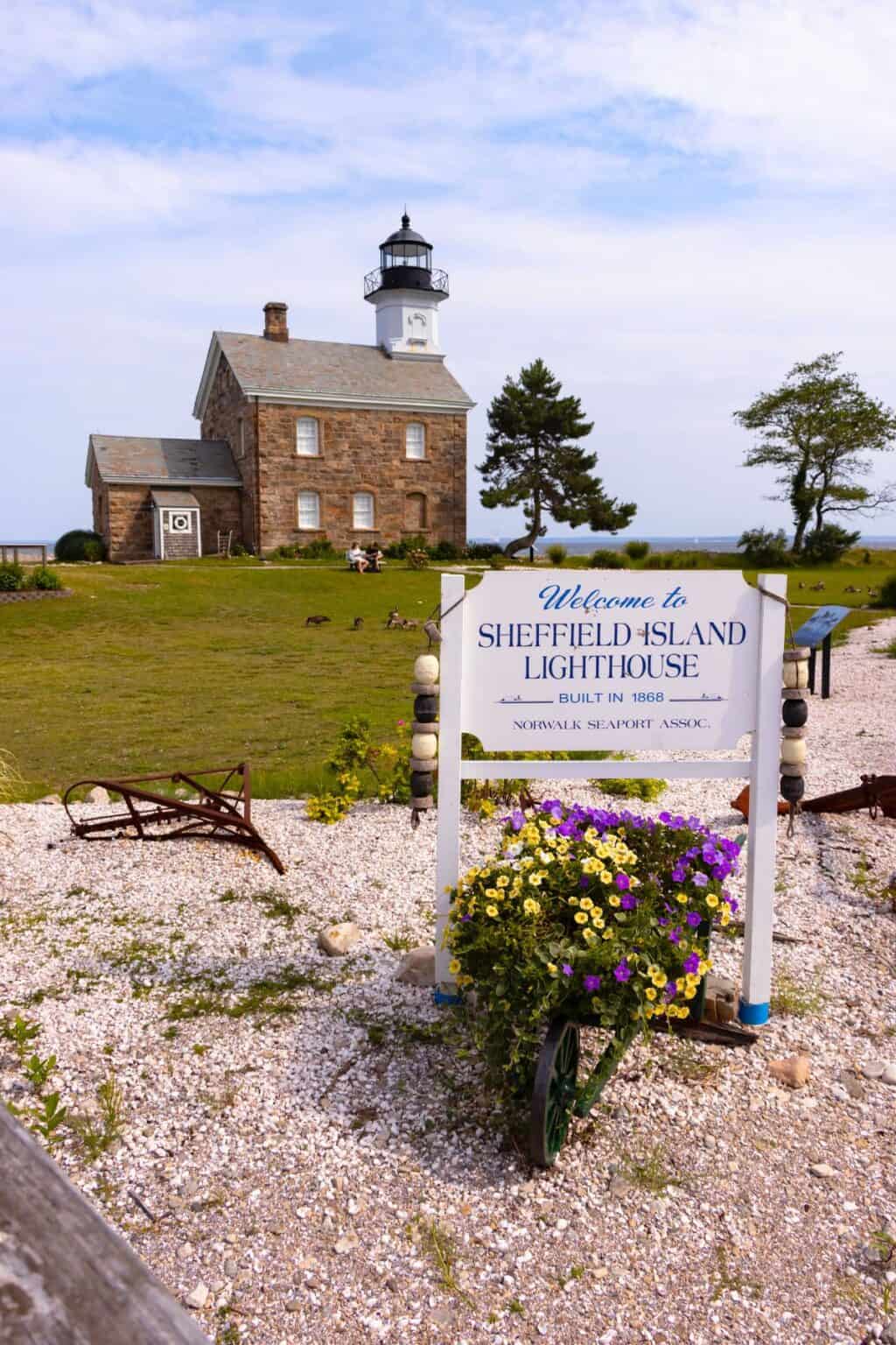 Visiting Sheffield Island Lighthouse in Norwalk, CT - Daily Life Travels