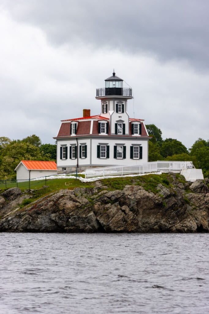 Visiting Pomham Rocks Lighthouse in Rhode Island - Daily Life Travels