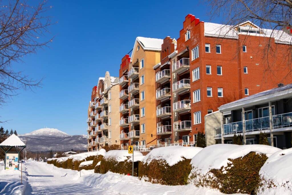 Winter Day Trip To Southern Quebec from New England - Daily Life Travels